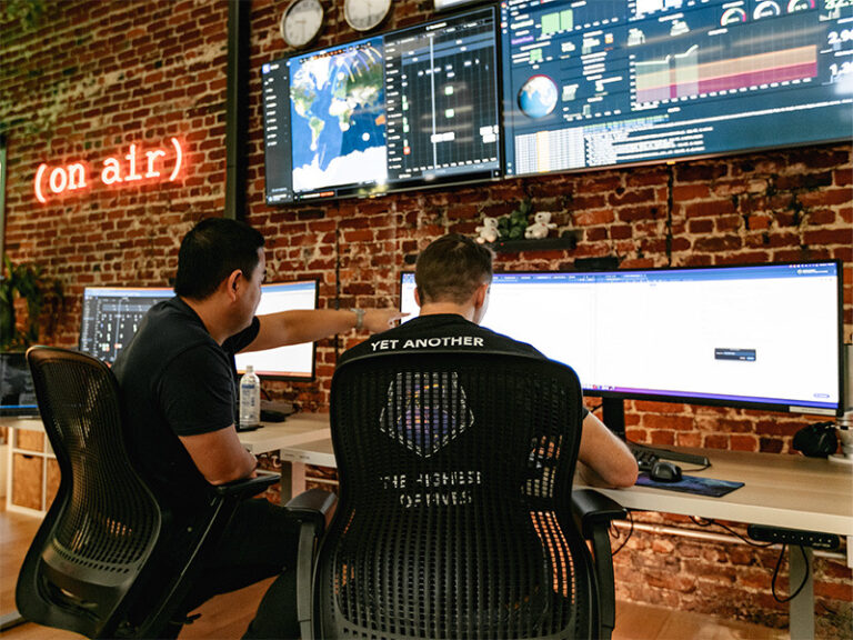 Physical Missions - Loft Orbital